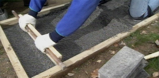 How to Make a Screed Board - Today's Homeowner