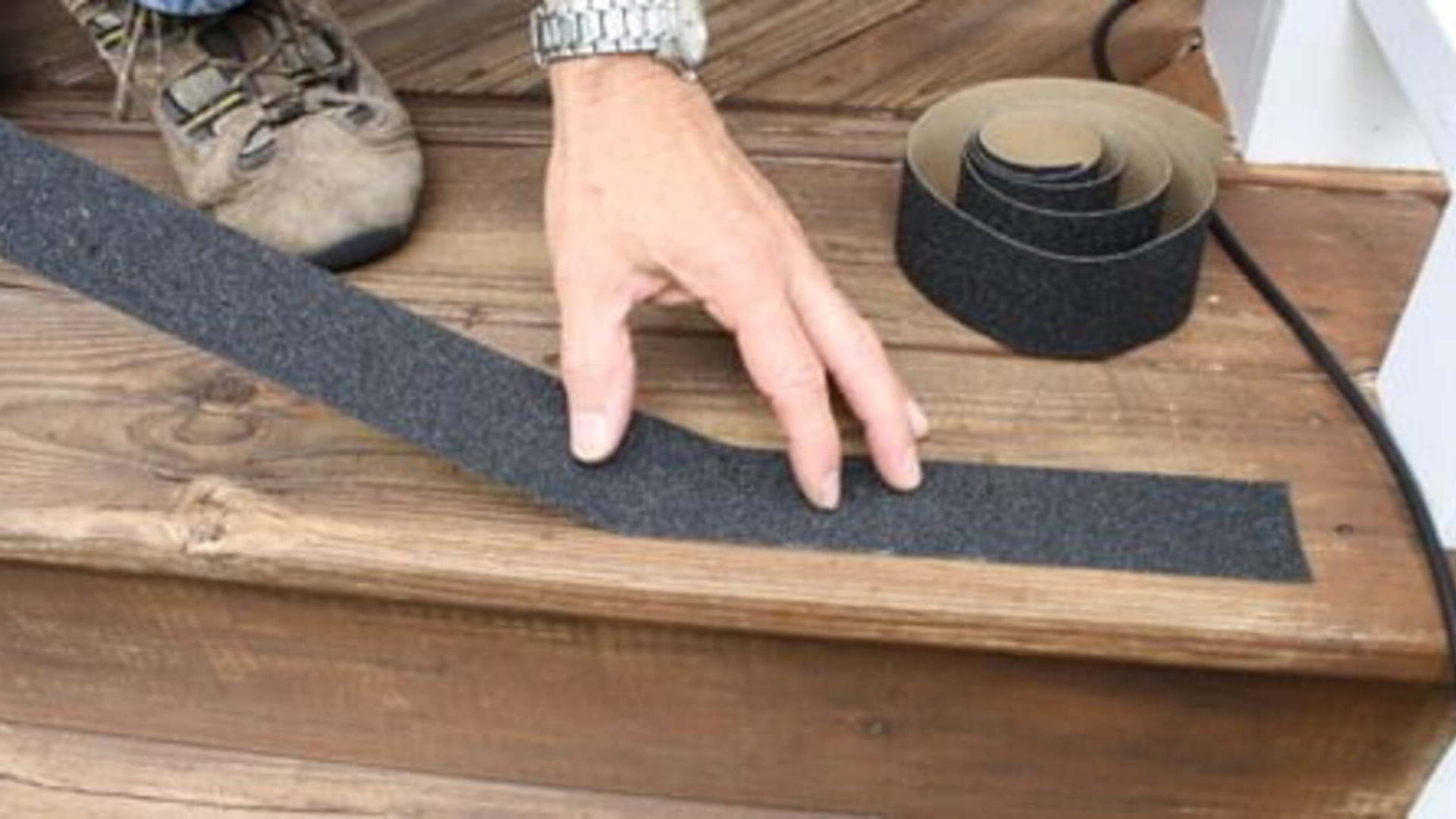 How to Prevent Slips and Falls on Outside Steps - Today's Homeowner