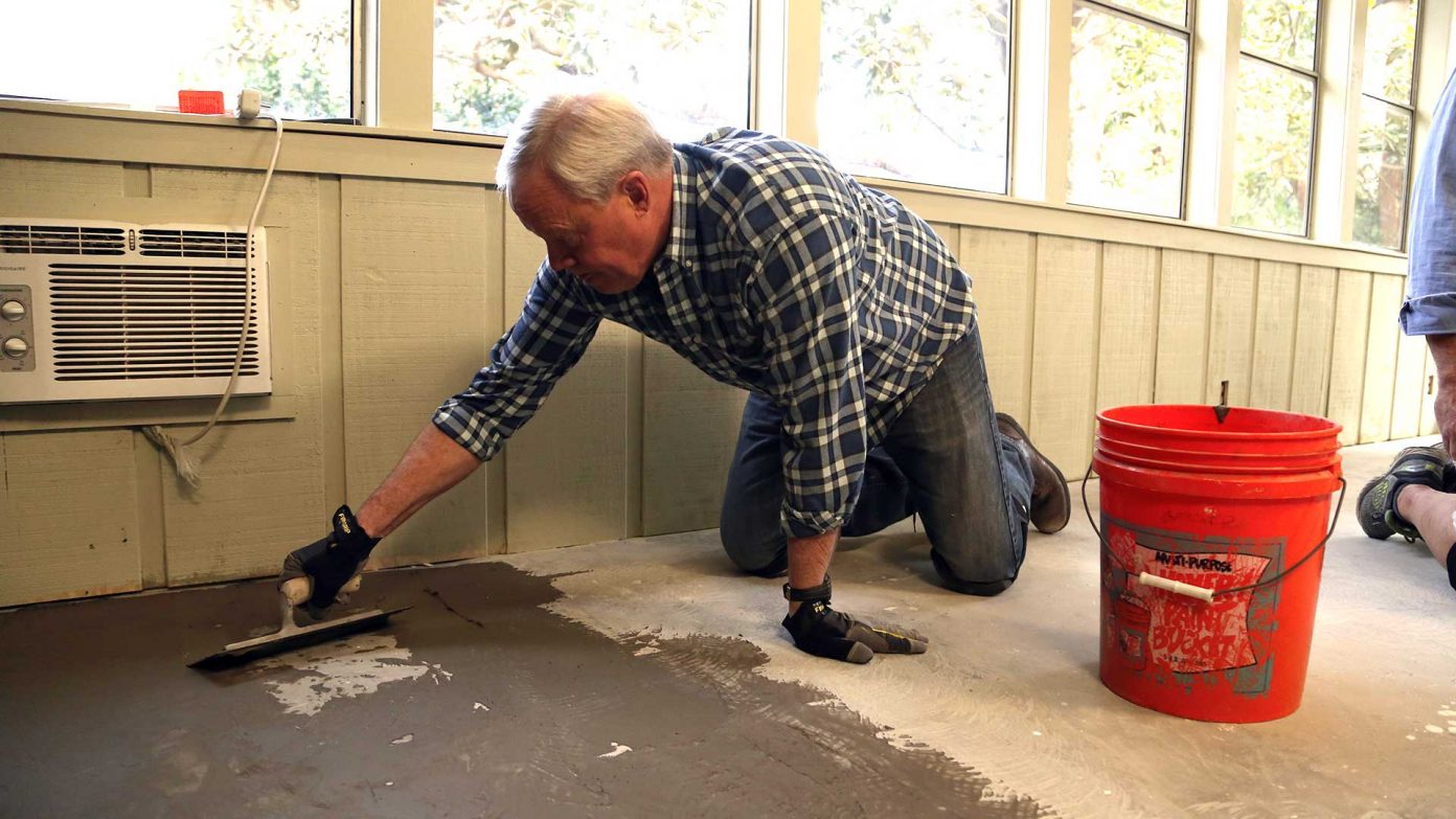 7 Inexpensive Ways to Cover Your Concrete Patio (2024) (2024) | Today's ...