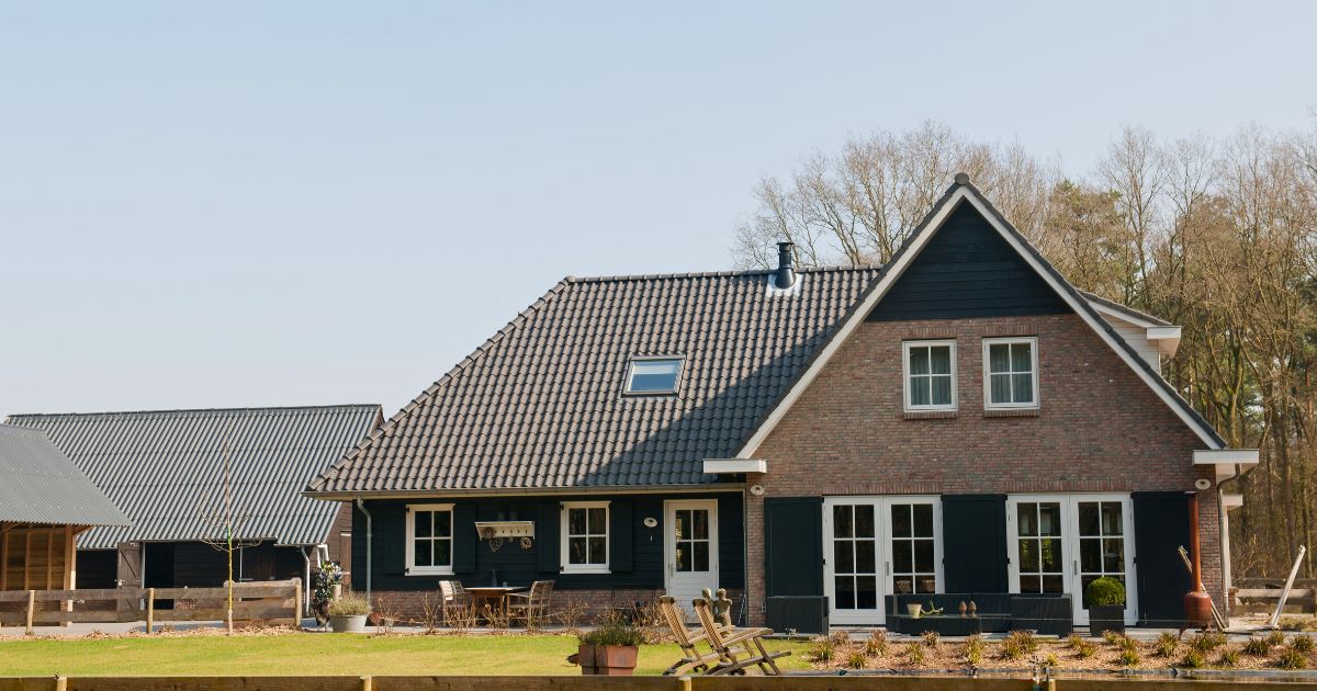 9 Barndominim Exterior Ideas to Maximize Your Home Appeal (2024 ...