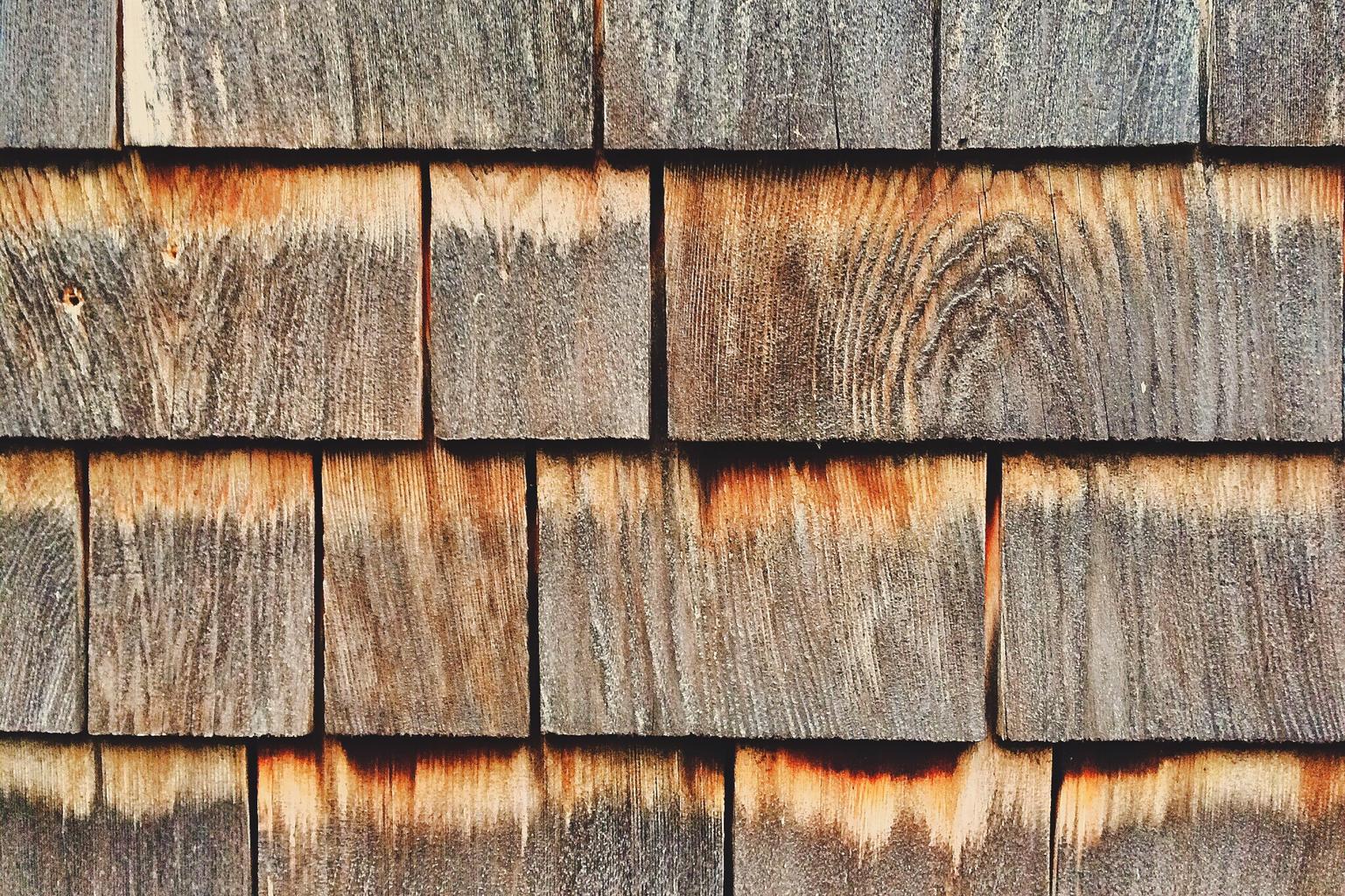 Pressure Washing Cedar Siding: What Should You Keep in Mind (2024 ...