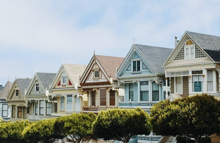 20 Popular House Siding Colors & Combinations (2025) | Today's Homeowner