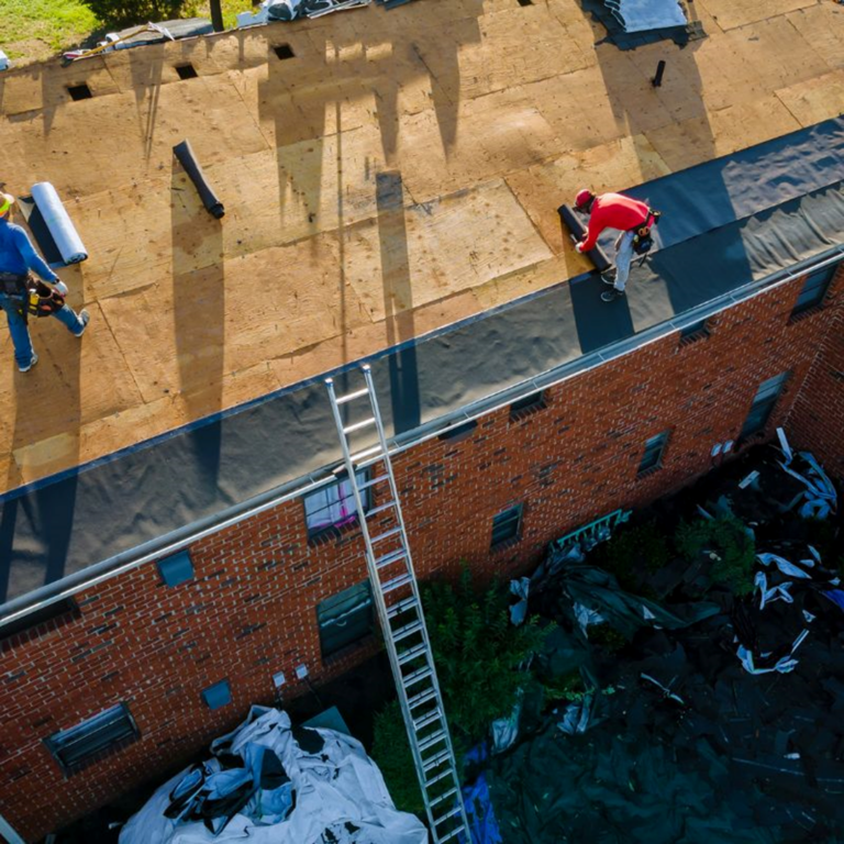 Roofing Installation Process: Comprehensive Breakdown (2024)