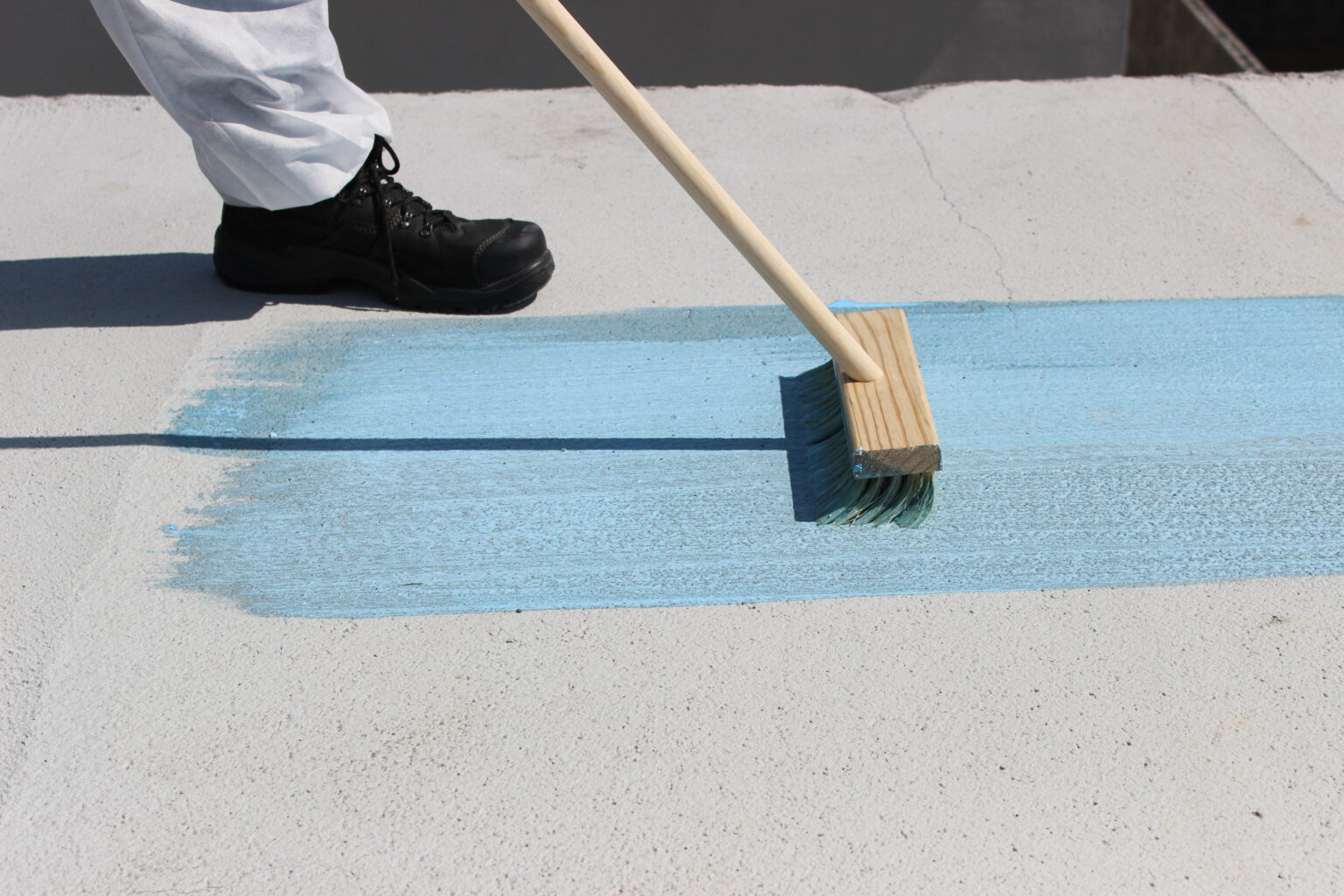 7 Inexpensive Ways to Cover Your Concrete Patio (2024) (2025) | Today's ...