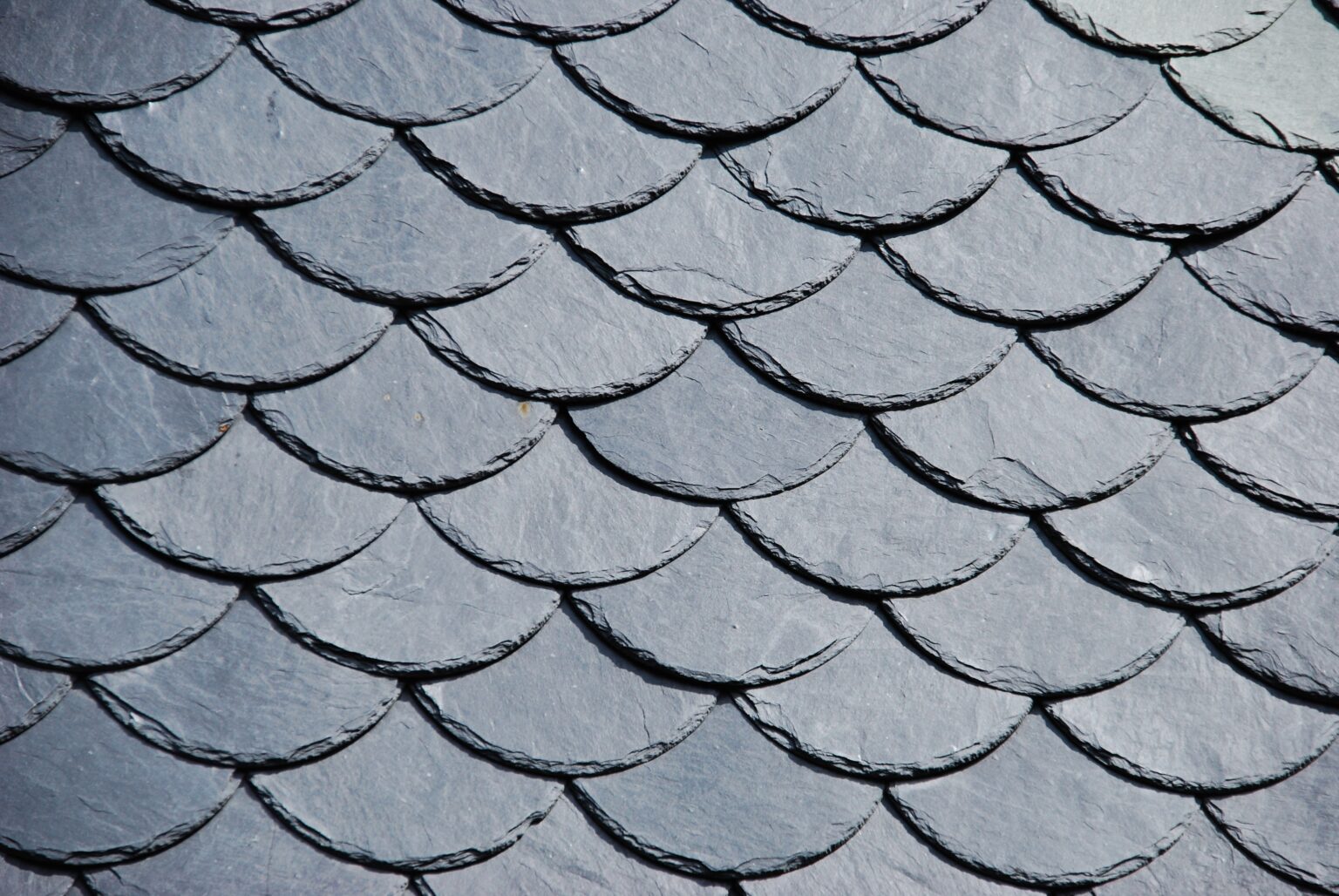 The Biggest Pros and Cons of Slate Roofing